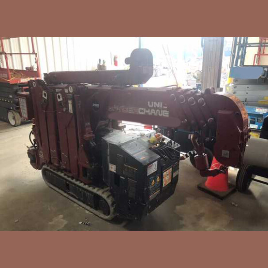SpyderCrane URW295 Mini Crawler Crane