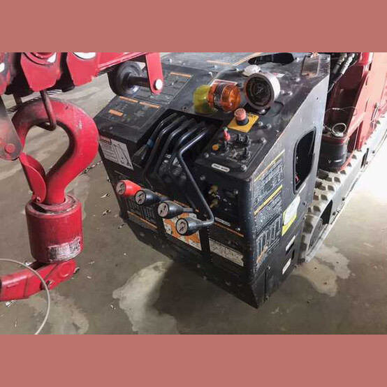 SpyderCrane URW295 Mini Crawler Crane