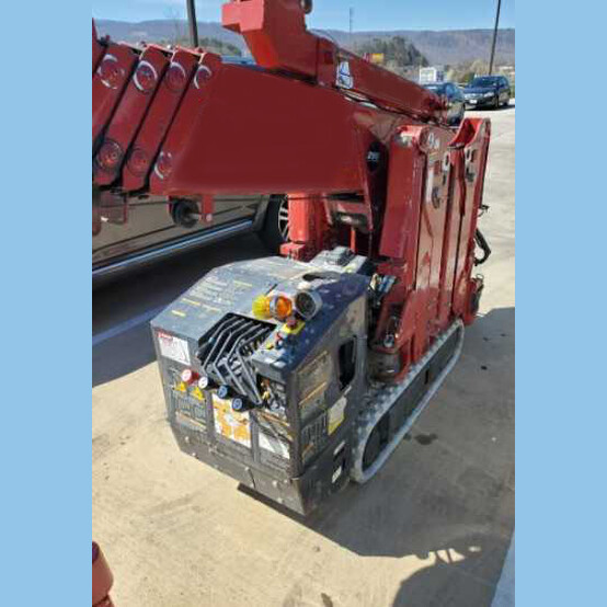 SpyderCrane URW295 Mini Crawler Crane