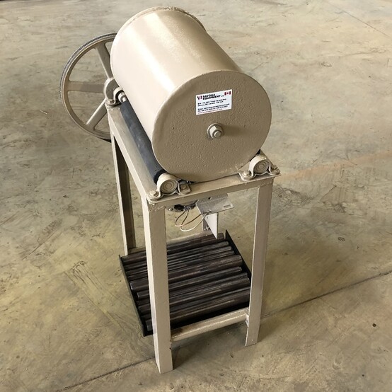 Used 15 in x 10 in Laboratory Jar Mill For Sale | Laboratory Jar Mill ...