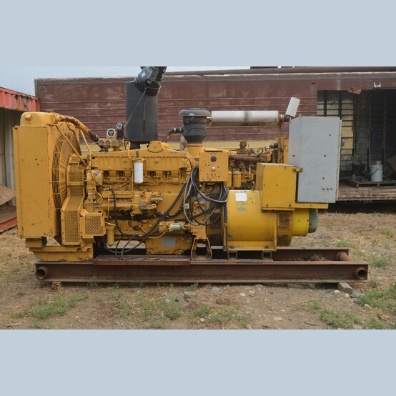 Caterpillar 185 kW 240-480 Volt Diesel Generator