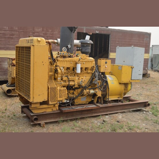 Caterpillar 185 kW 240-480 Volt Diesel Generator