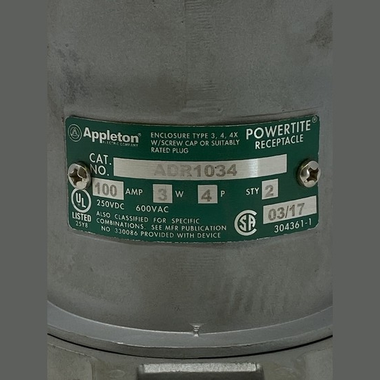 Arktite AR1042 100Amp 3W 4P Wall Mount Plug Housing