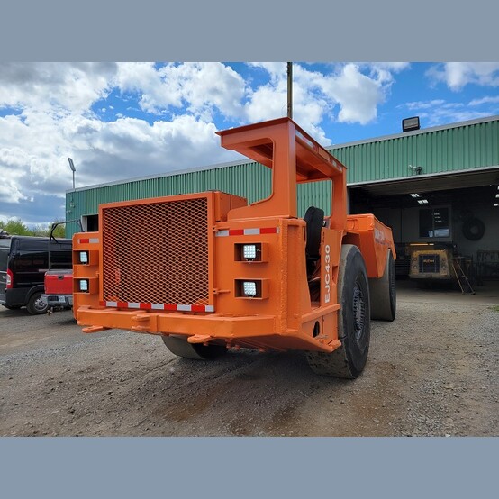 Camión Subterraneo Sandvik EJC-430