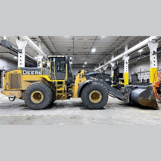 2012 John Deere 744K Wheel Loader