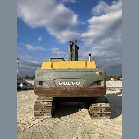2005 Volvo EC330B LC Excavator