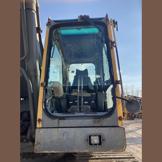 2005 Volvo EC330B LC Excavator
