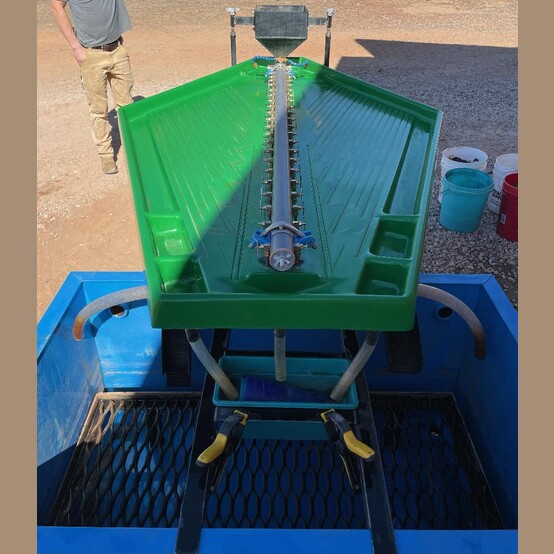 MSI Xtruder 255 Concentrating Shaker Table