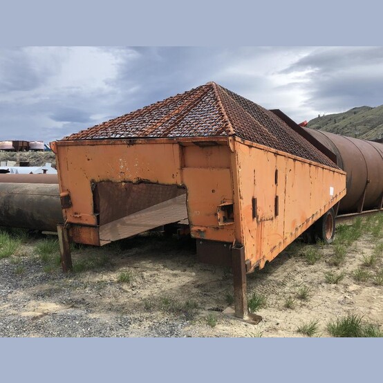 Portable 14ft x 9ft Grizzly Screen Hopper