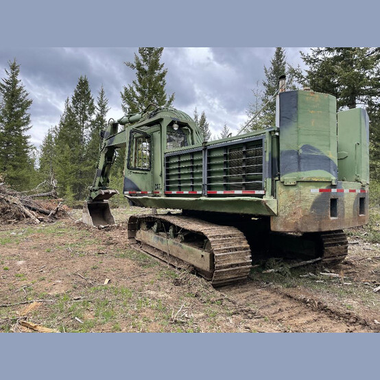 Caterpillar 235 Excavator