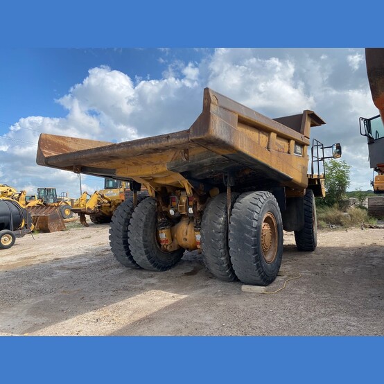 2001 CAT 769D Haul Truck