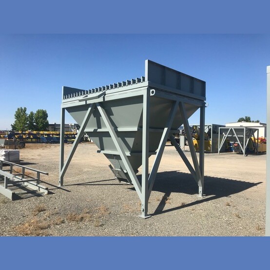 2019 Rock Systems 103-8 Hopper with Tipping Grizzly