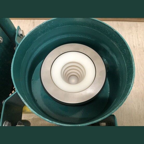 Knelson KC-MD3 Concentrator