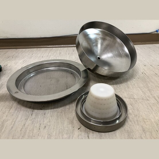 Knelson KC-MD3 Concentrator