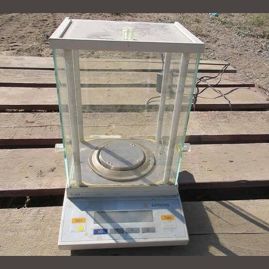Sartorius BL210S Analytical Scale