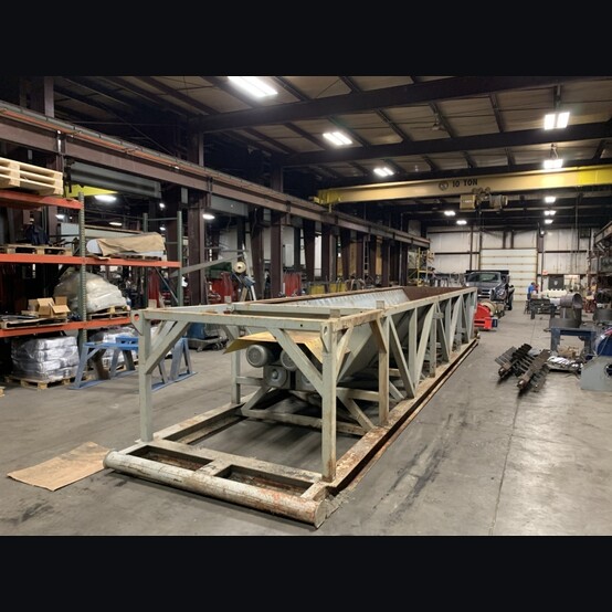 45yd³ Twin Screw Live Bottom Bin