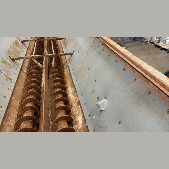 45yd³ Twin Screw Live Bottom Bin