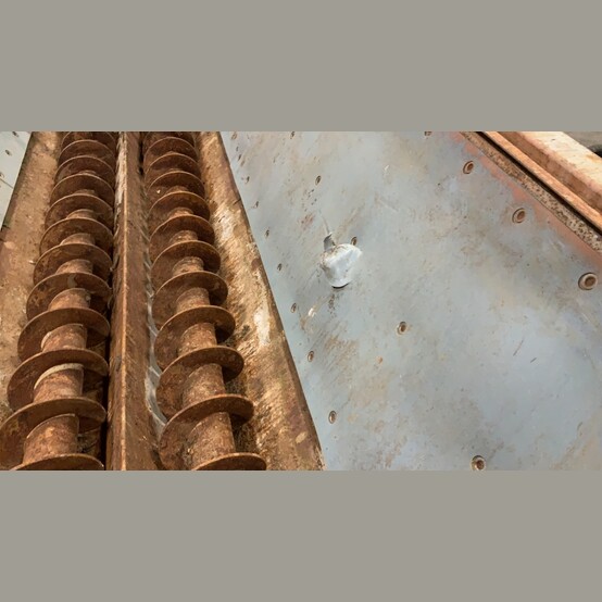 45yd³ Twin Screw Live Bottom Bin