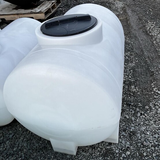 Polyethylene RKLT-200 Leg Tank