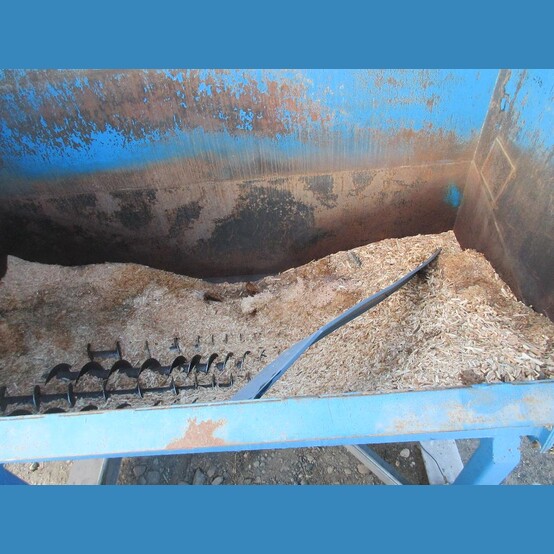 Hopper/Auger Feed System