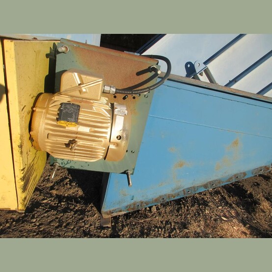 Hopper/Auger Feed System