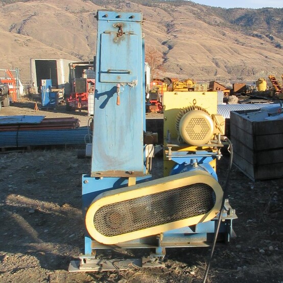 Hopper/Auger Feed System