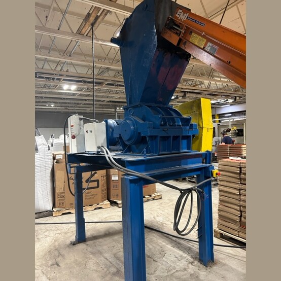 Shredding System - Shredder, Conveyor and Granulator