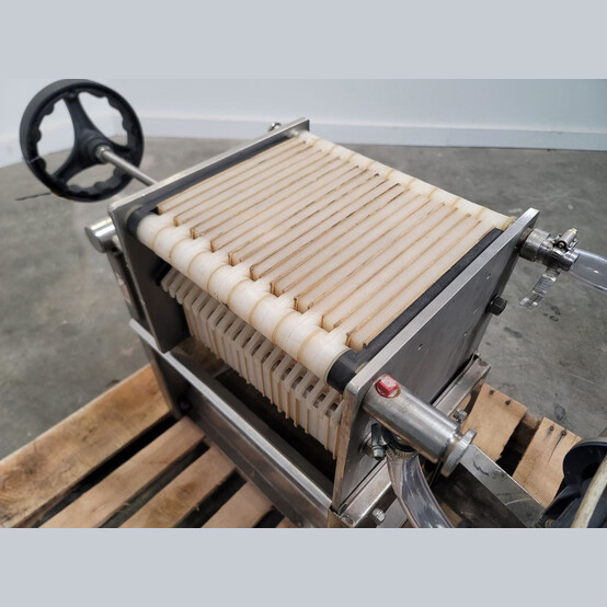 Stainless Steel Laboratory Filter Press with Pump