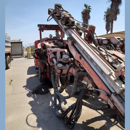 Perforadora Jumbo Sandvik DD321