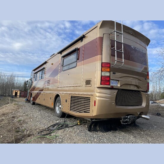 2007 Fleetwood Revolution LE Motorhome