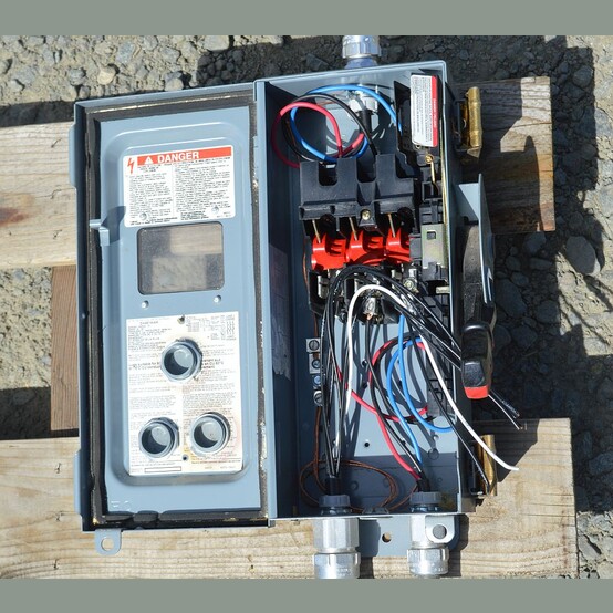 Square D 30 Amp Non-Fusible Disconnect