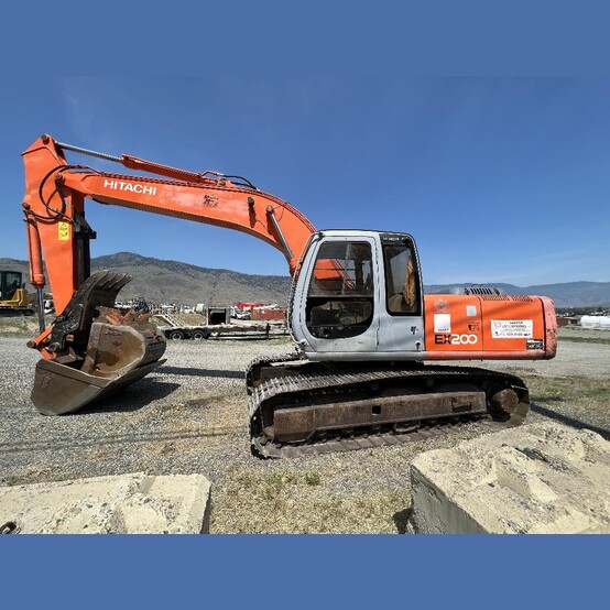 Hitachi EX200-5 Excavator