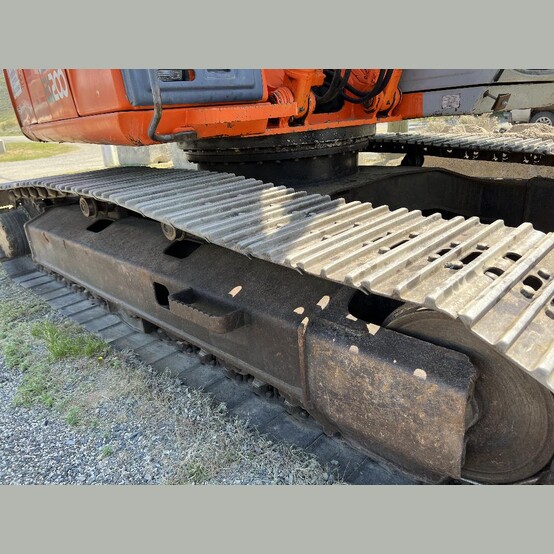 Hitachi EX200-5 Excavator