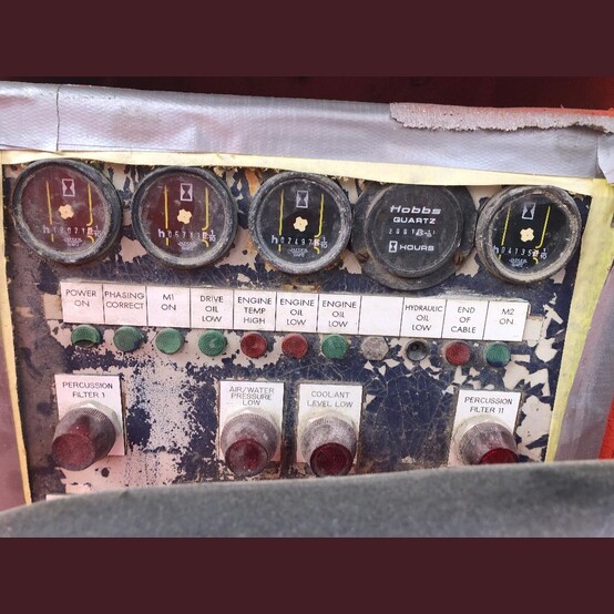 Perforadora Jumbo Tamrock Axera D06 de 2 Brazos