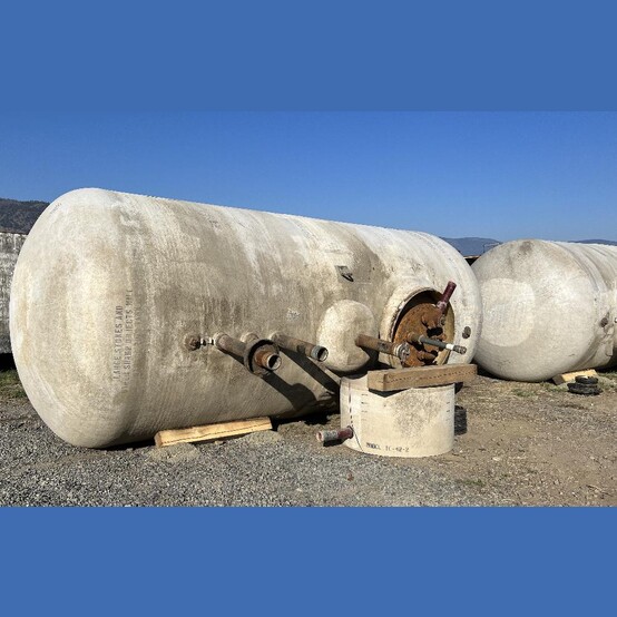 (2) 20,000L Underground Fiberglass Fuel Tanks