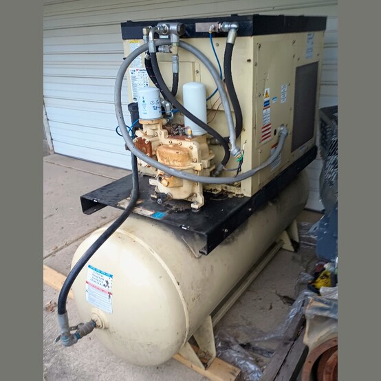 Ingersoll-Rand Unigy UNI-15TAS-130-L Air Compressor