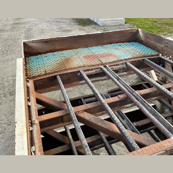 Cedarapids 6ft x 20ft 3-Deck Screen