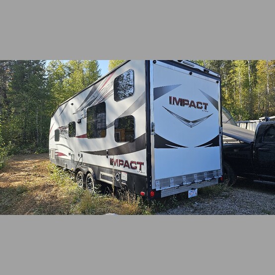 2015 Keystone Impact 260 Toy Hauler Travel Trailer