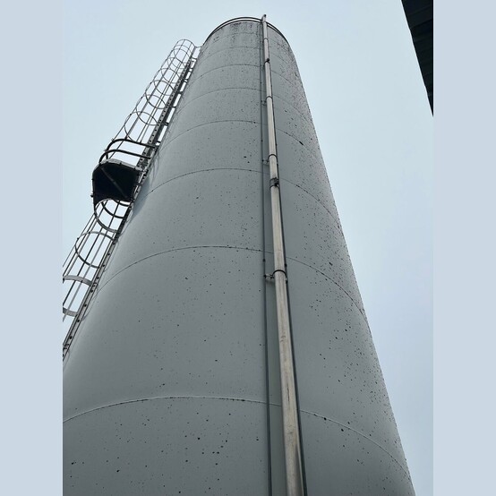 Imperial Industries 12ft Dia. x 60ft Tall Silo
