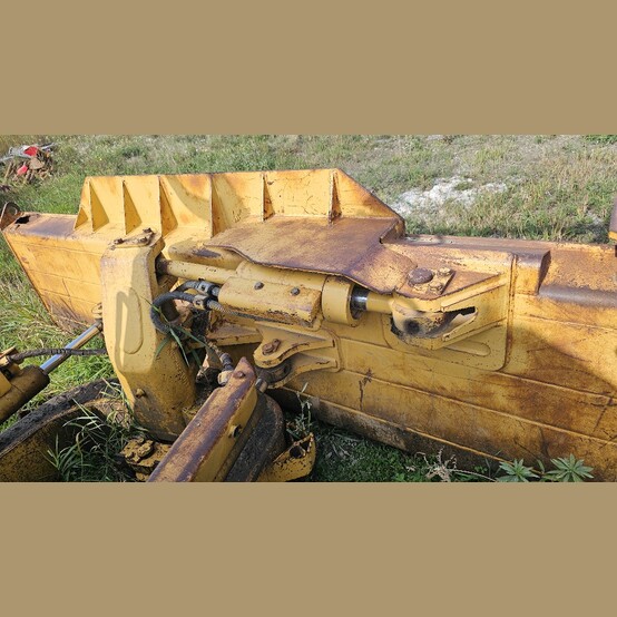 CAT D6N LGP Dozer