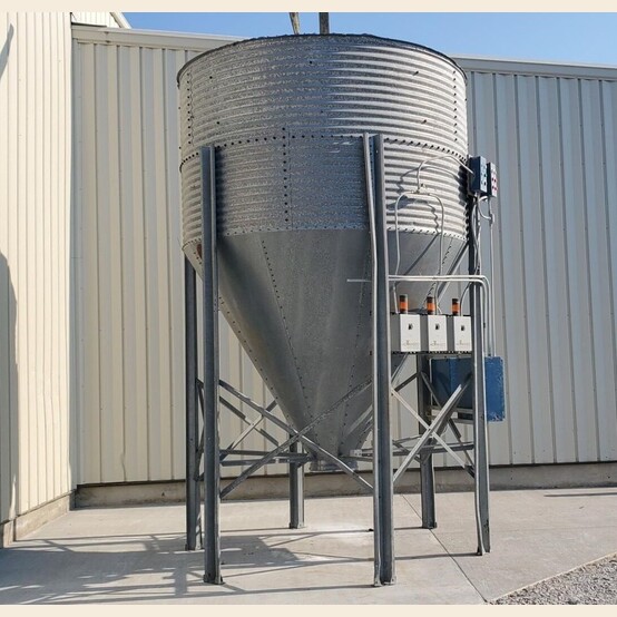 9ft Dia. x 15.6ft Tall Galvanized Steel Silo