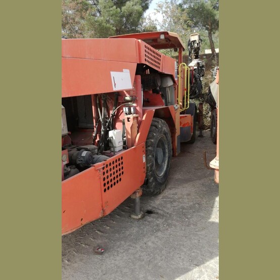 2012 Sandvik DT820 Jumbo Drill