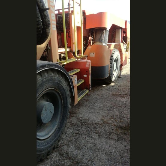 2012 Sandvik DT820 Jumbo Drill