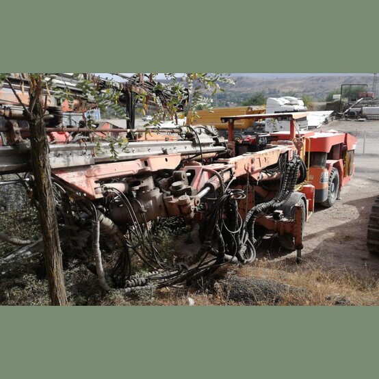 2012 Sandvik DT820 Jumbo Drill