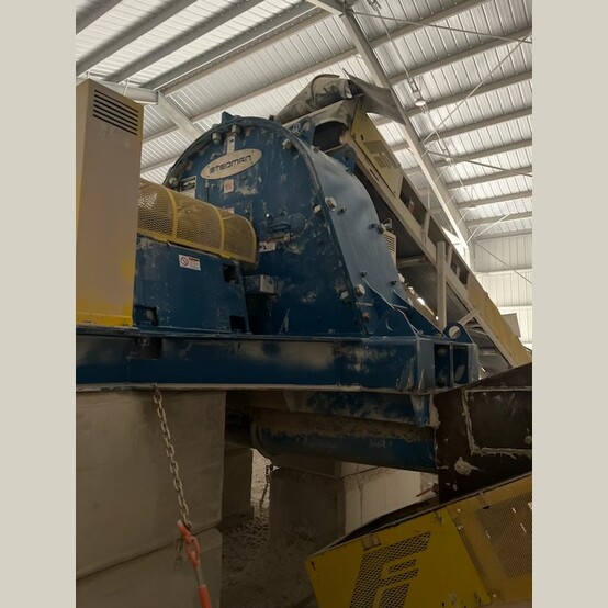 Stedman F-50 Twin Shaft Cage Mill