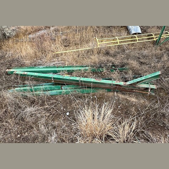 Hydraulic Dumping Chip Bin