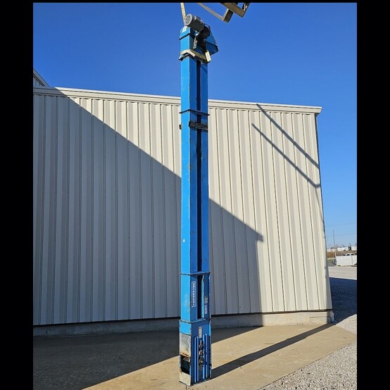 16ft Universal Industries Bucket Elevator