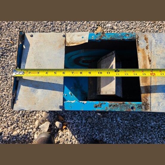 16ft Universal Industries Bucket Elevator