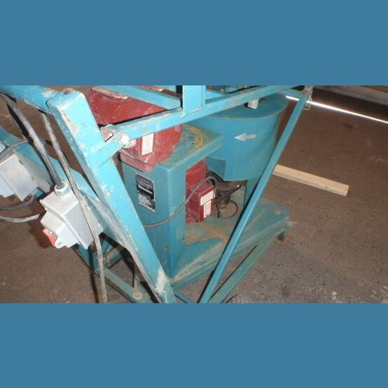 Knelson KC-MD7.5 with KC-VS7.5 Vibrating Screen