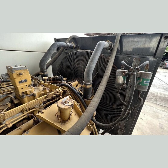 750kW CAT 937F Diesel Generator